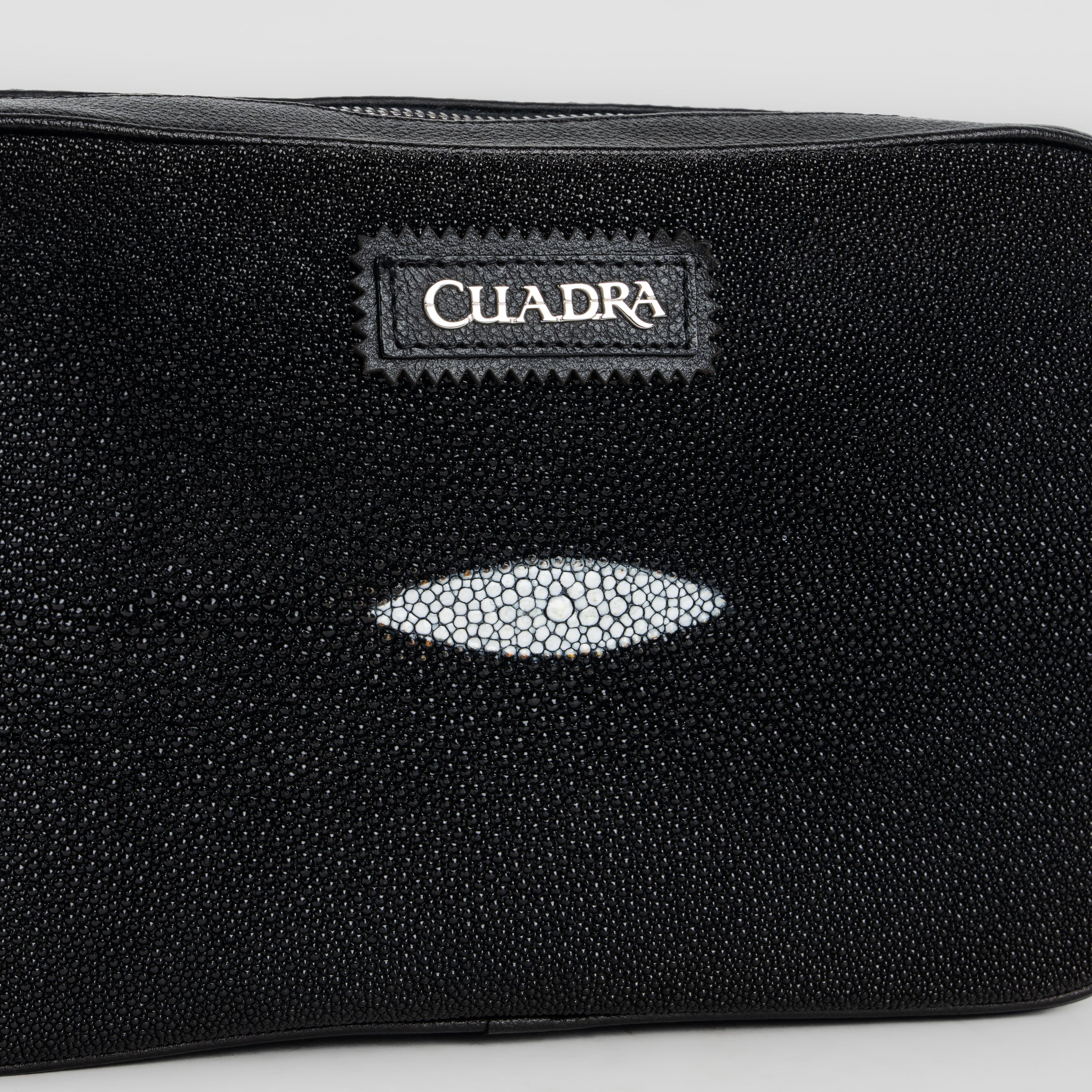 Documentera Cuadra Mantarraya Negro Caballero - Botas Chicho