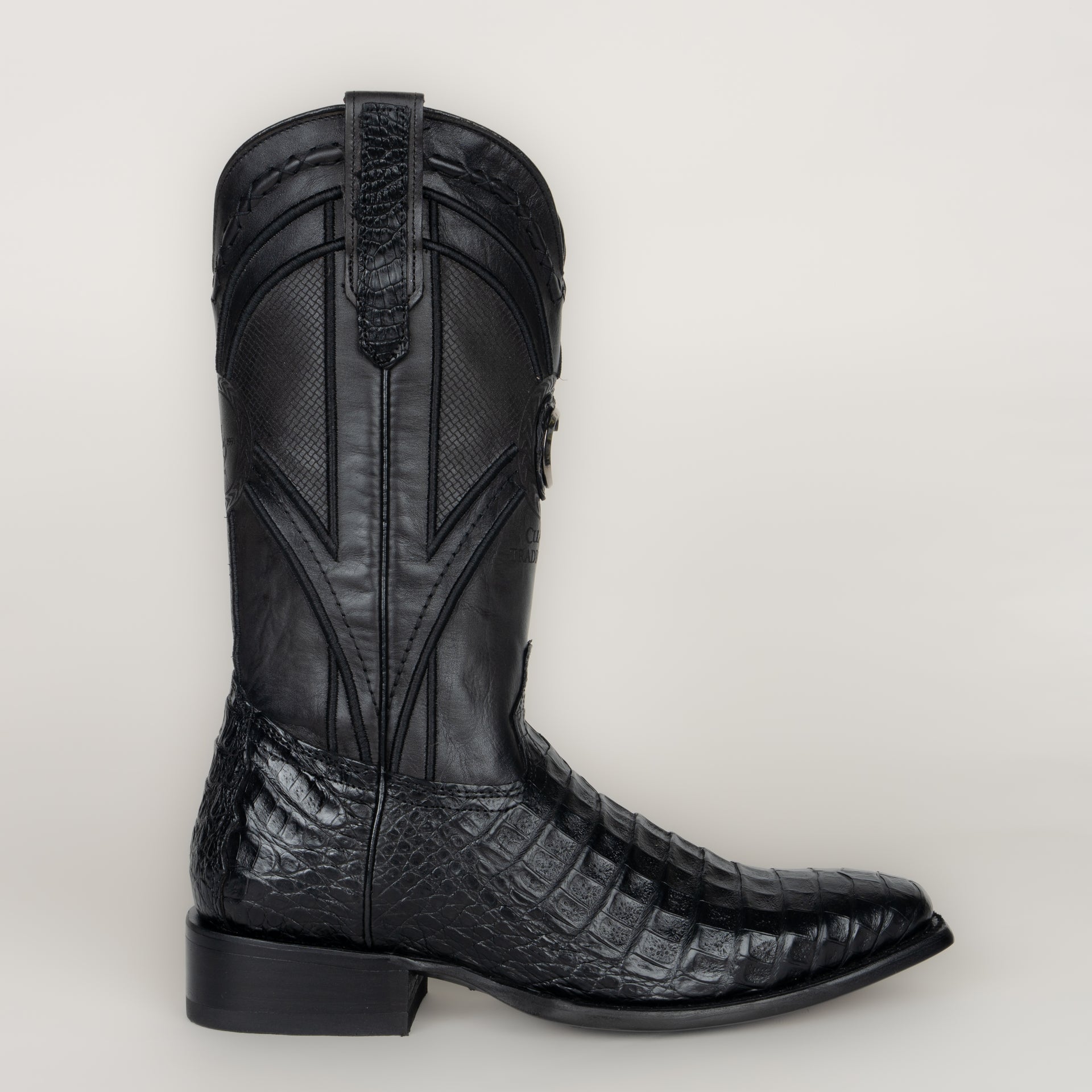 Bota Cuadra Fuscus Lomo Belly Plunge Negro Caballero - Botas Chicho