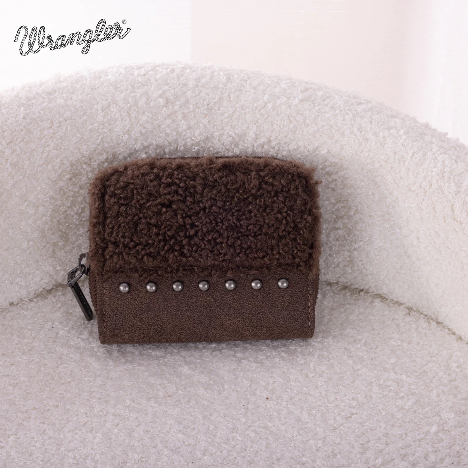 Cartera Mini Wrangler Coffee Sherpa Bi-Fold - Botas Chicho